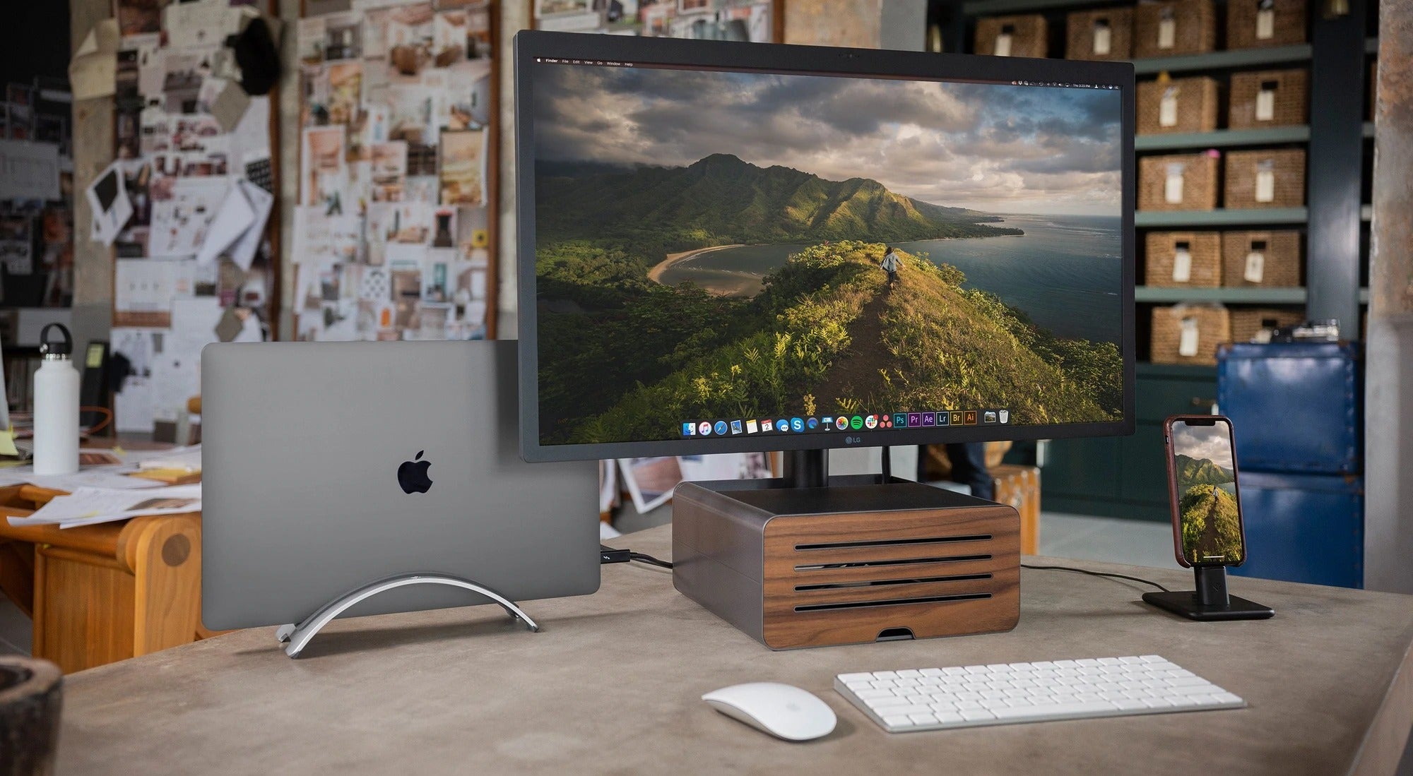 BookArc | Vertical Desktop Stand for Macbook