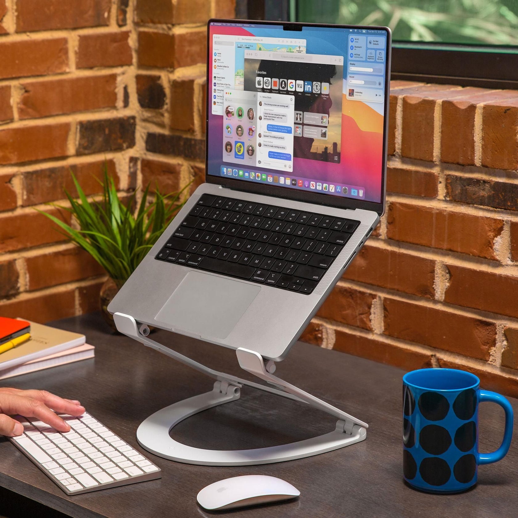 Curve Flex | Flexible Stand for MacBook | Twelve South